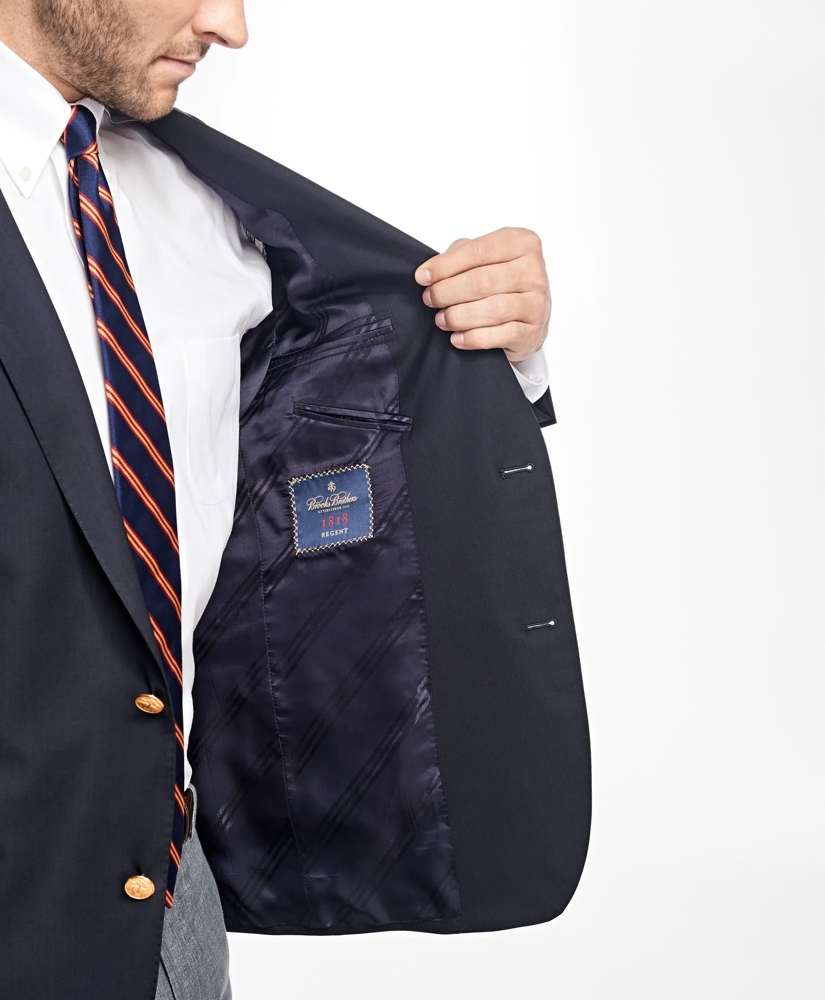Classic Fit Two-Button 1818 Blazer Classic Fit Two-Button 1818 Blazer
